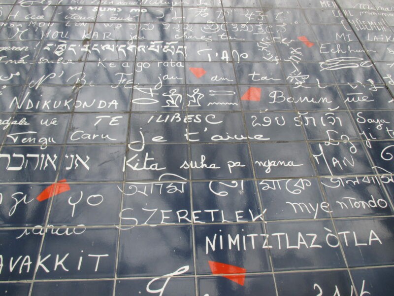 Five Essential French Phrases - Paris Muse | Private & Family Tours