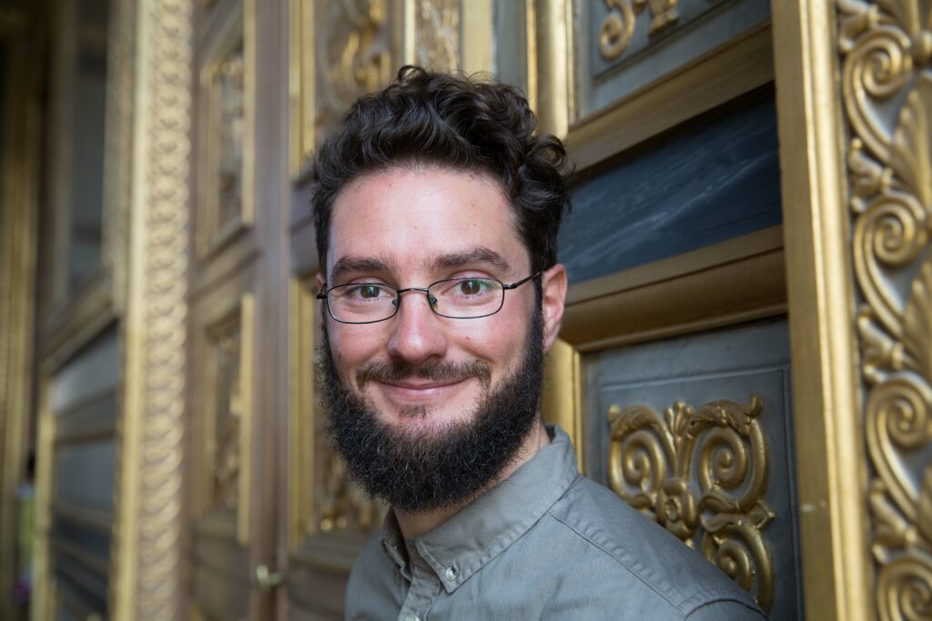 Victor Branthome • Paris Muse Tour Guide