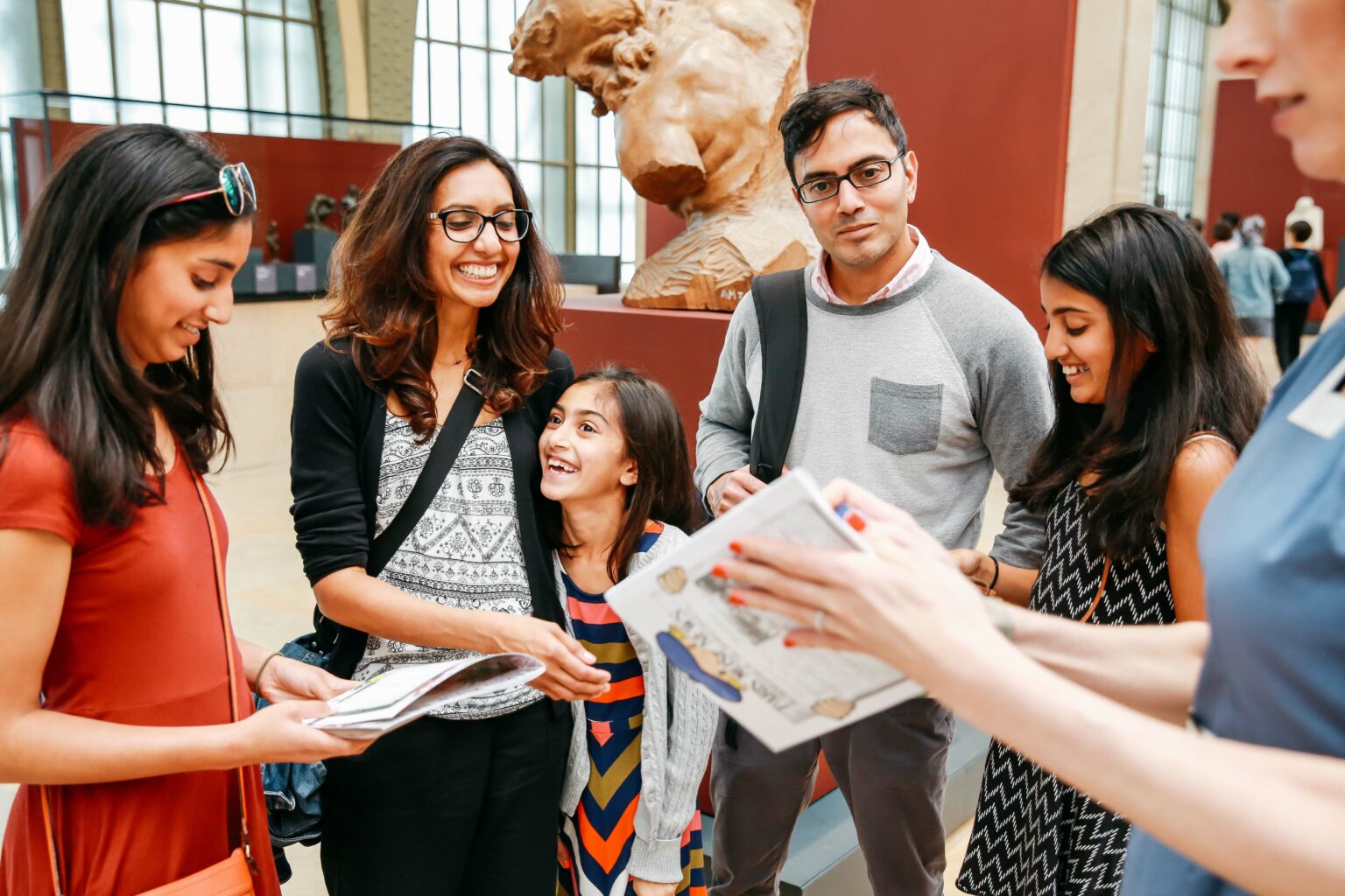 Paris Muse Clues: A Louvre Family Tour