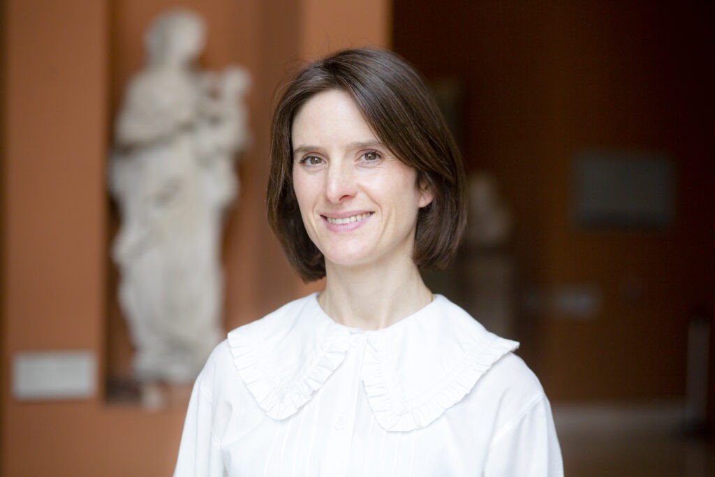 Caroline Rossiter • Paris Muse Tour Guide